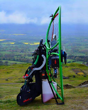 Minari Paramotor and TrikeBuggy Bullet Combo using the powerful and ...
